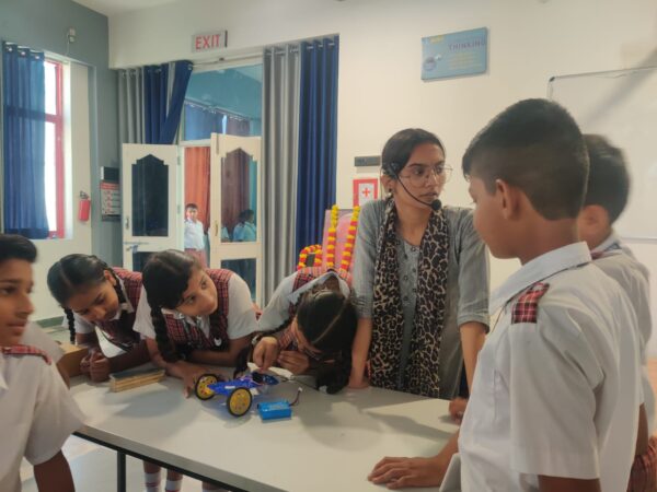 Amazing STEM Tinkering Lab: Importance and Benefits